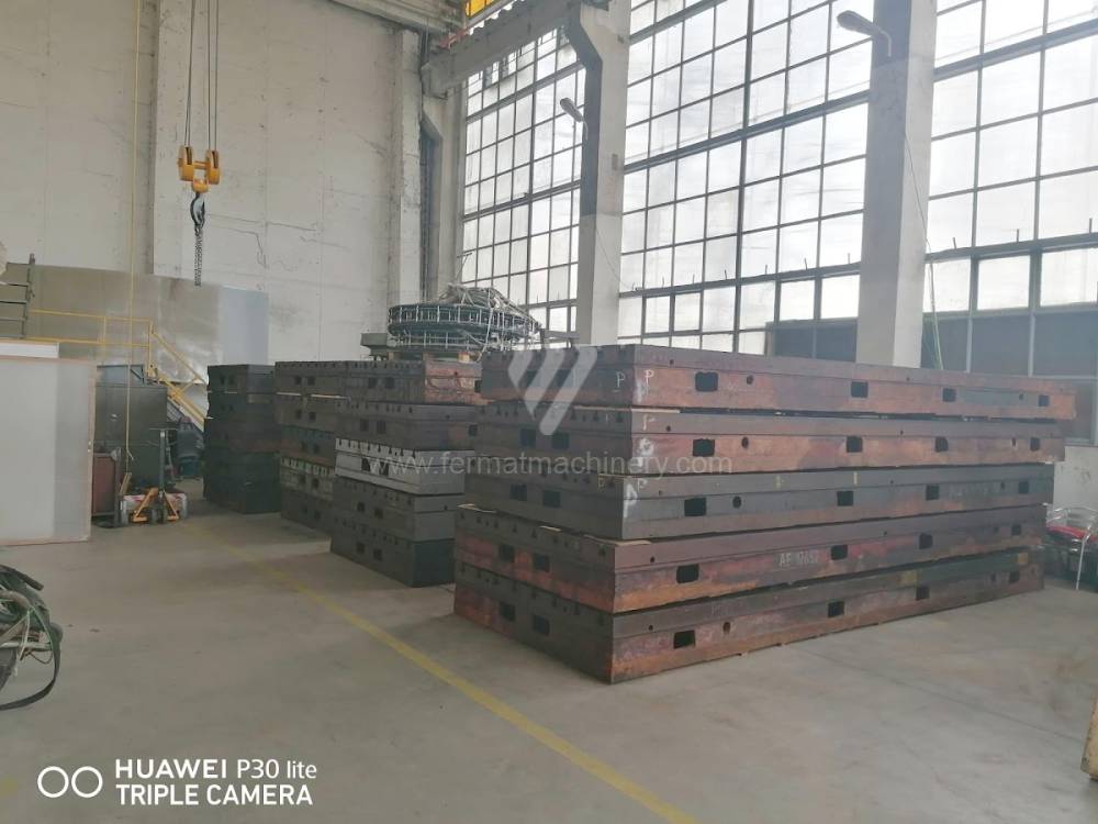 Used machines - Accessories to machines / Floor plate 6000 x 2000 ...