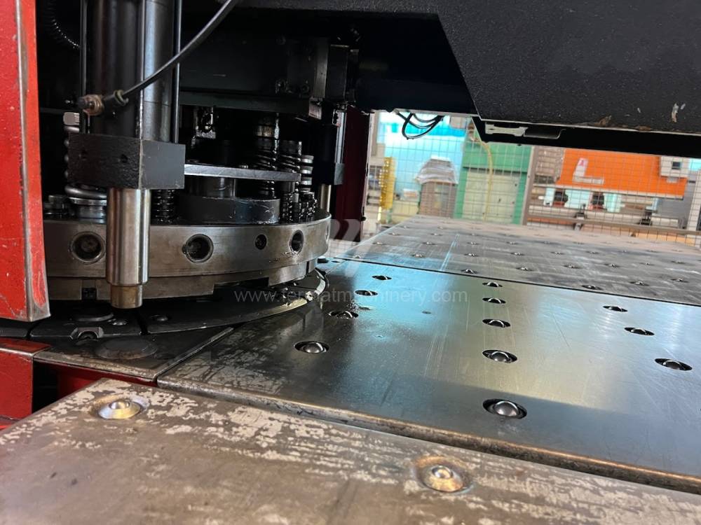 Used machines - Miscellaneous / Stamping and punching machine | Fermat ...