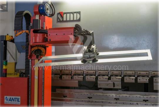 Used machines - Press brakes / PBH 110-3100-4C+robot ANTIL Twister F5 ...